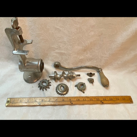 Universal | Kitchen | Universal Food And Meat Chopper | Poshmark